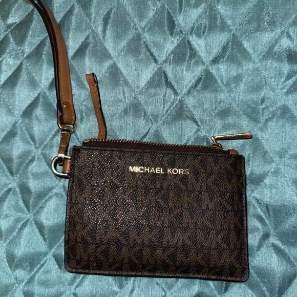 Michael Kors | Bags | Michael Kors Wristlet | Poshmark